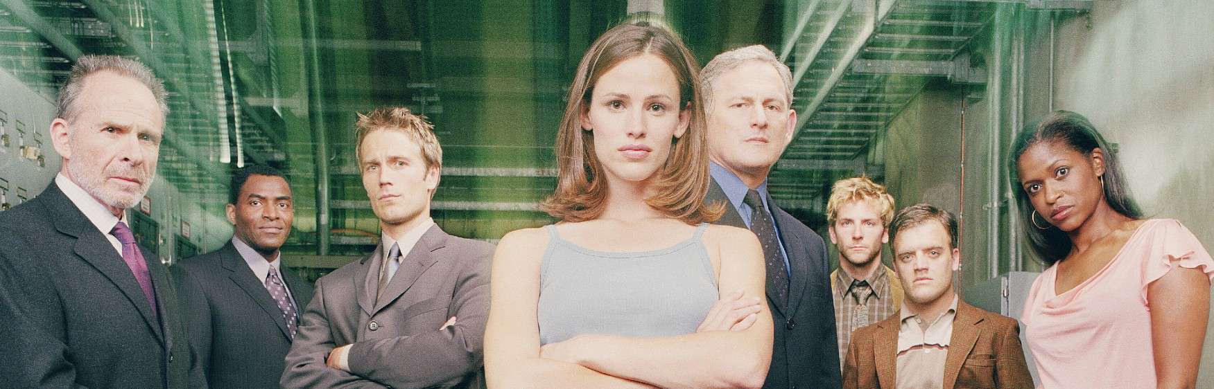 Jennifer Garner diz que topa reboot de 'Alias' com Bradley Cooper