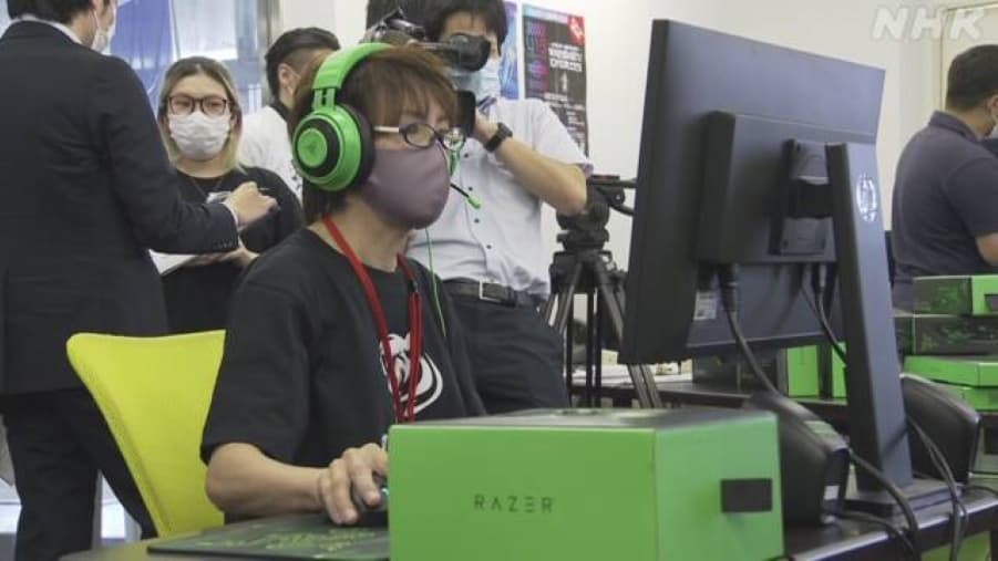 Equipe de eSports japonesa é formada por idosos gamers de 66 a 73 anos