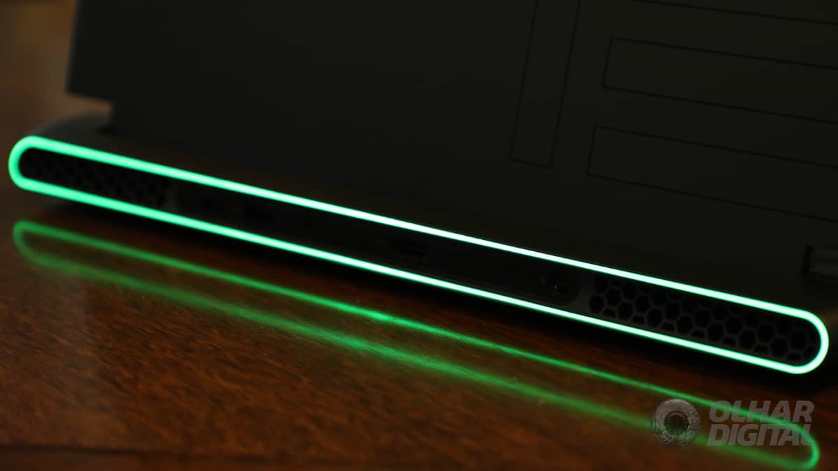 Review | Alienware m15 R6: bastante força sem esquentar muito a cabeça ...