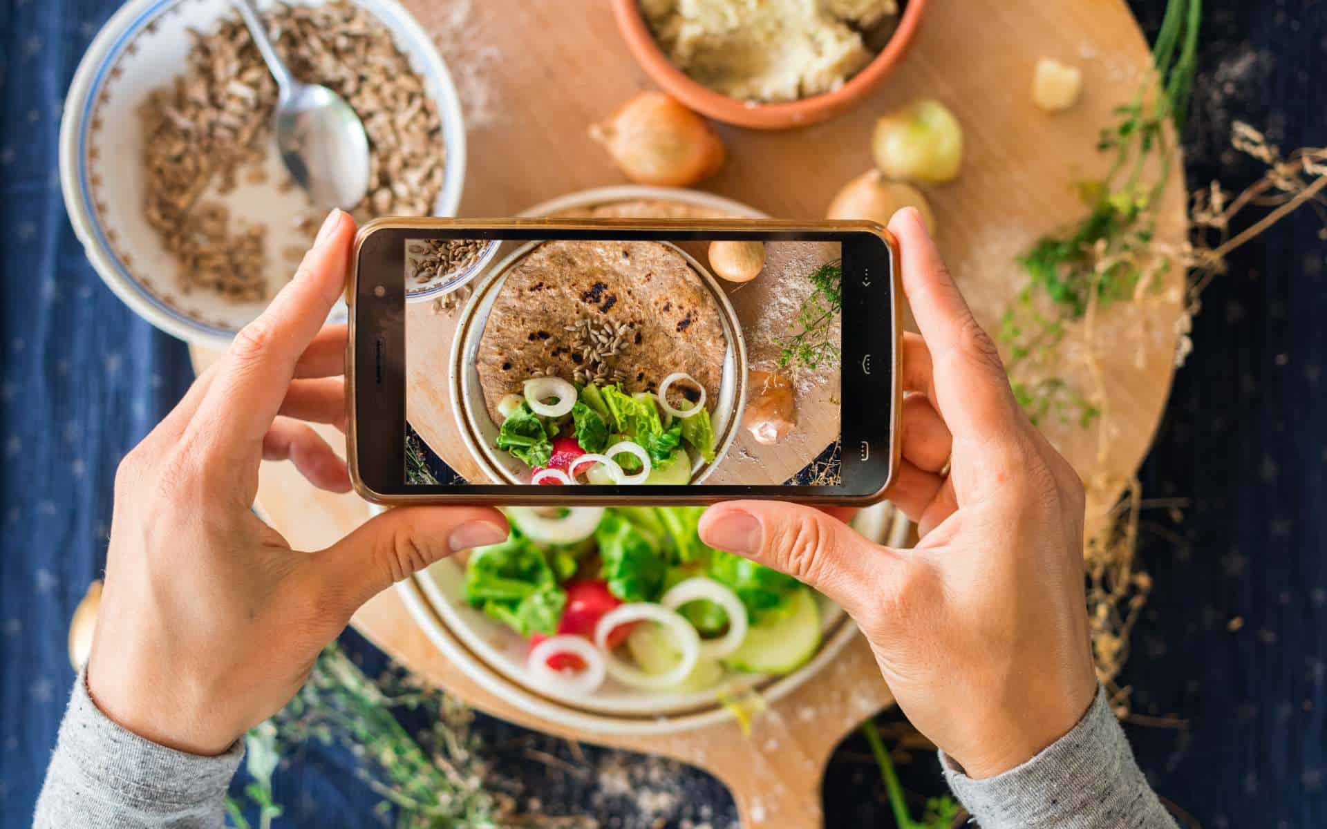 Photo Dump: o que é e como publicar fotos na trend do Instagram