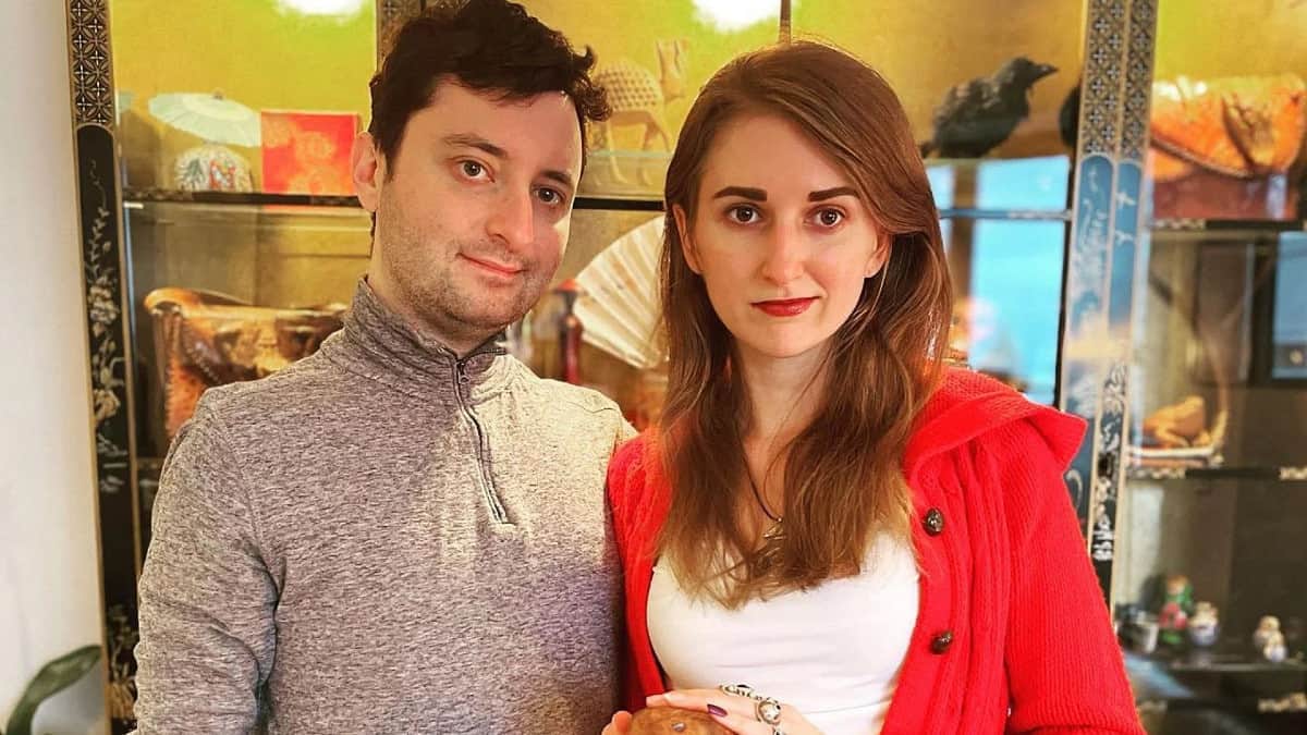 DOJ prende rapper 'Razzlekhan' e marido por roubo de bitcoins