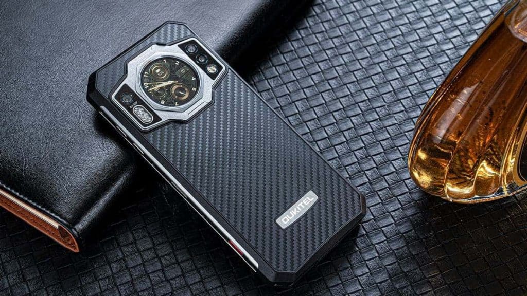 Celular mega resistente com certificação militar tem uma bateria que ...